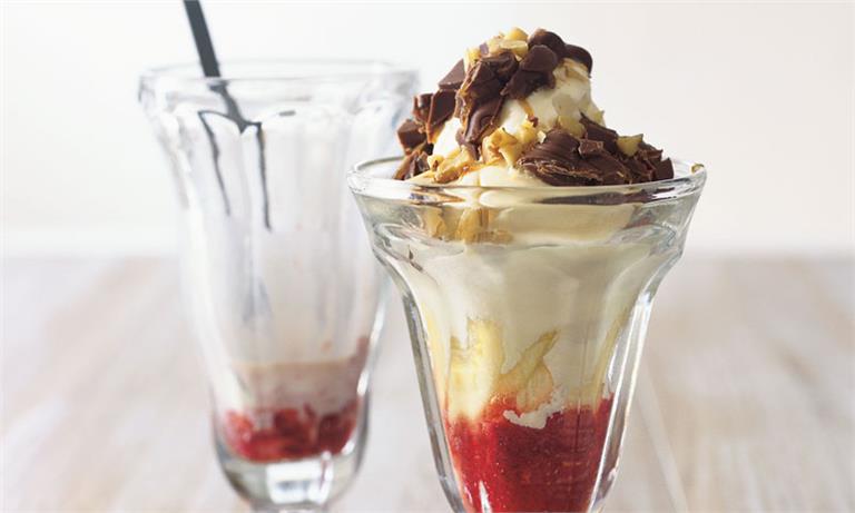 Caramel banana split | CSIRO Total Wellbeing Diet